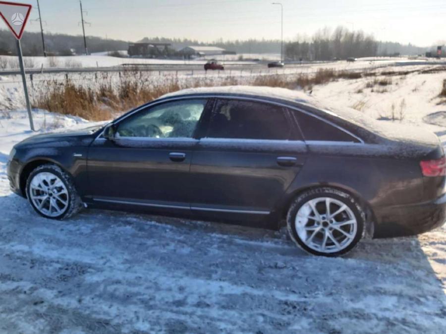 Melns Audi A6 2010 Alīta, ar dzinēja tilpumu 3.00 L un nobraukumu 170 tūkst. km par 2600 €, foto 2 vietnē AUTOMOTO.COM.LV