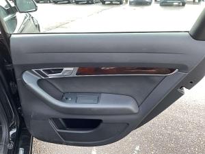 Black Audi A6 2010 in Vilnius, with an engine capacity of 2.77 L and mileage of 195 thousand km for 3900 €, photo 10 on AUTOMOTO.COM.LV