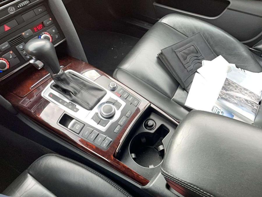 Black Audi A6 2010 in Vilnius, with an engine capacity of 2.77 L and mileage of 195 thousand km for 3900 €, photo 14 on AUTOMOTO.COM.LV