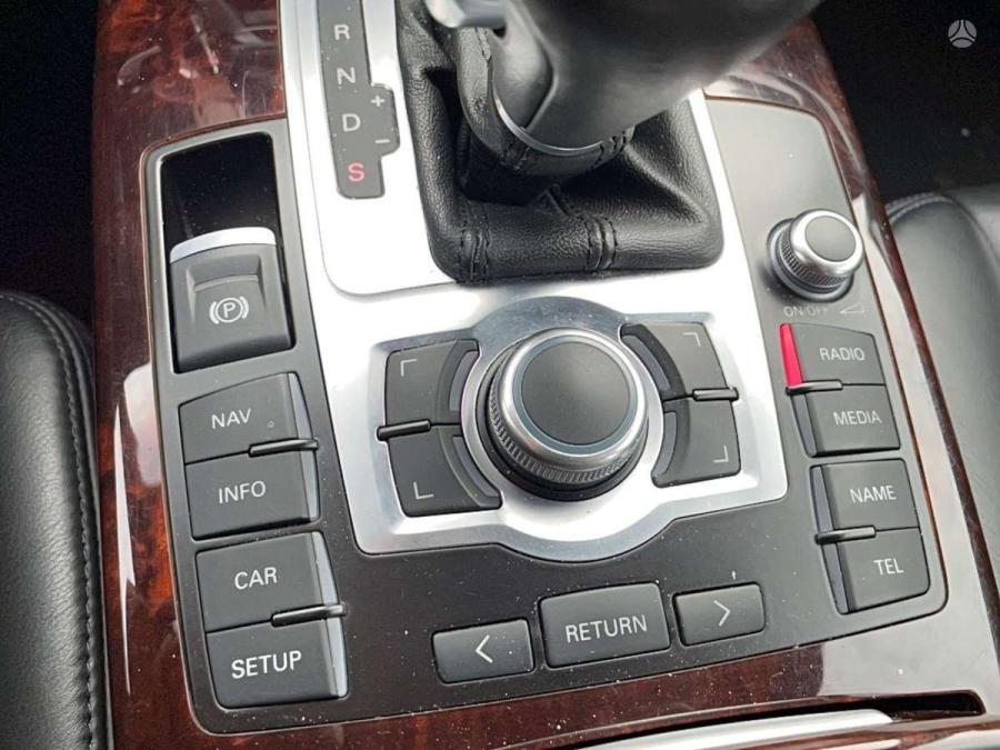 Black Audi A6 2010 in Vilnius, with an engine capacity of 2.77 L and mileage of 195 thousand km for 3900 €, photo 23 on AUTOMOTO.COM.LV