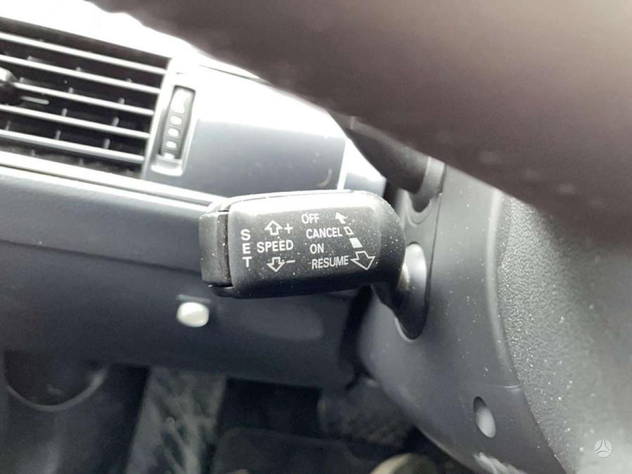 Black Audi A6 2010 in Vilnius, with an engine capacity of 2.77 L and mileage of 195 thousand km for 3900 €, photo 34 on AUTOMOTO.COM.LV