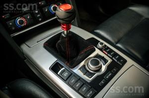 Black Audi A6 2010 in Riga, with an engine capacity of 2.00 L and mileage of 291 thousand km for 2990 €, photo 10 on AUTOMOTO.COM.LV