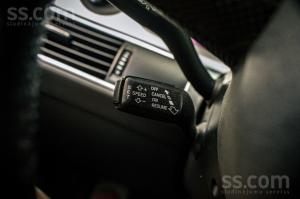 Black Audi A6 2010 in Riga, with an engine capacity of 2.00 L and mileage of 291 thousand km for 2990 €, photo 16 on AUTOMOTO.COM.LV