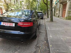 Melns Audi A6 2010 Viļņa, ar dzinēja tilpumu 2.77 L un nobraukumu 195 tūkst. km par 3750 €, foto 7 vietnē AUTOMOTO.COM.LV