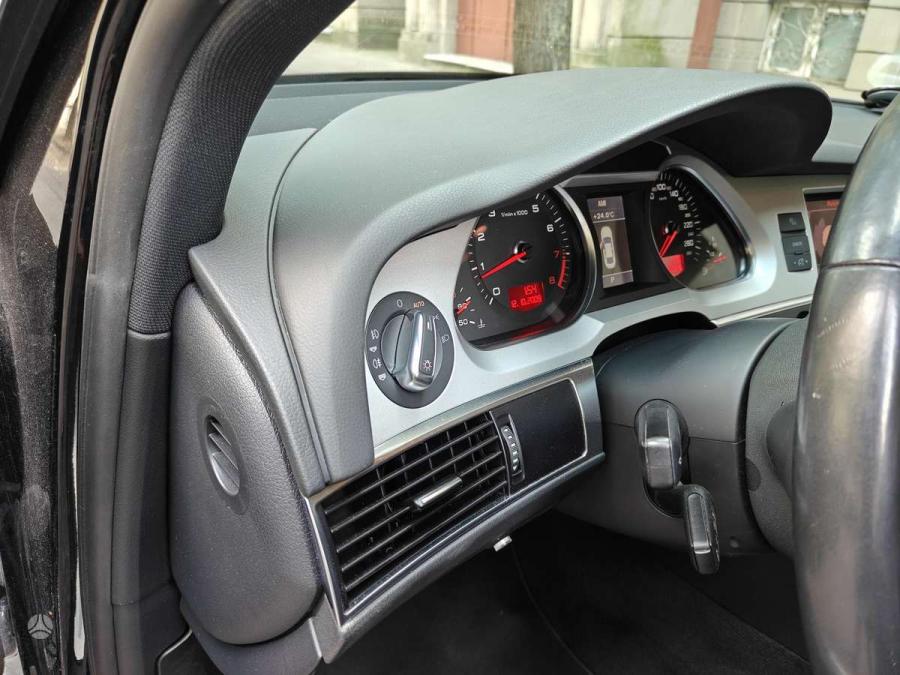 Melns Audi A6 2010 Viļņa, ar dzinēja tilpumu 2.77 L un nobraukumu 195 tūkst. km par 3750 €, foto 14 vietnē AUTOMOTO.COM.LV