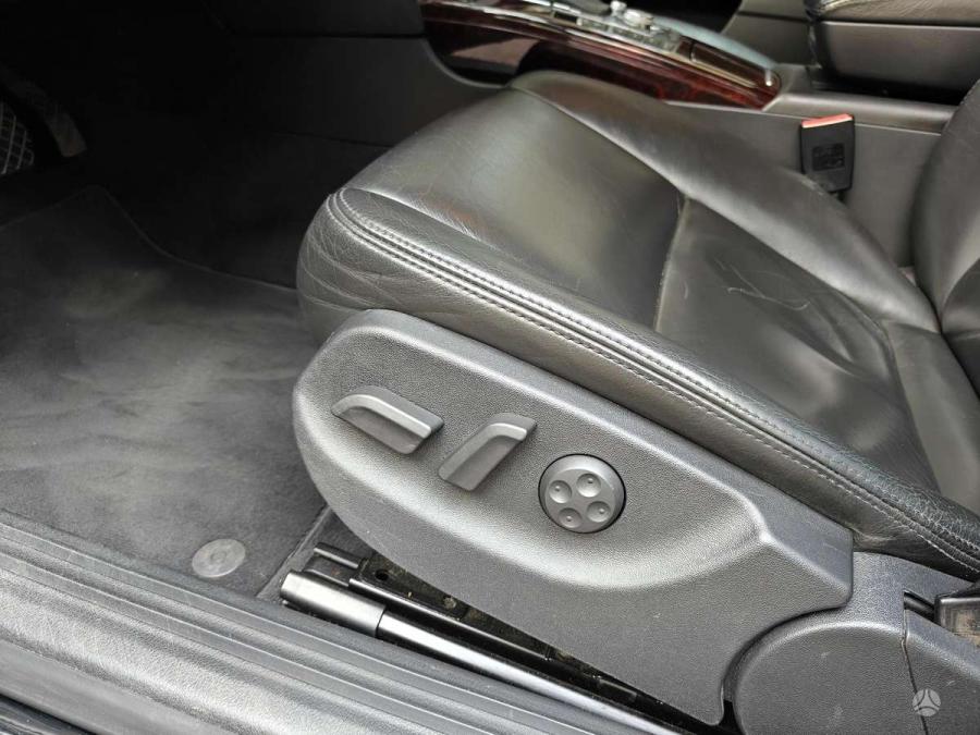 Melns Audi A6 2010 Viļņa, ar dzinēja tilpumu 2.77 L un nobraukumu 195 tūkst. km par 3750 €, foto 15 vietnē AUTOMOTO.COM.LV