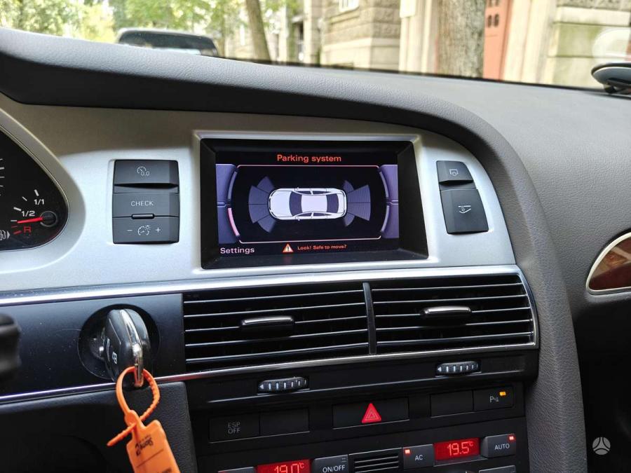Melns Audi A6 2010 Viļņa, ar dzinēja tilpumu 2.77 L un nobraukumu 195 tūkst. km par 3750 €, foto 17 vietnē AUTOMOTO.COM.LV