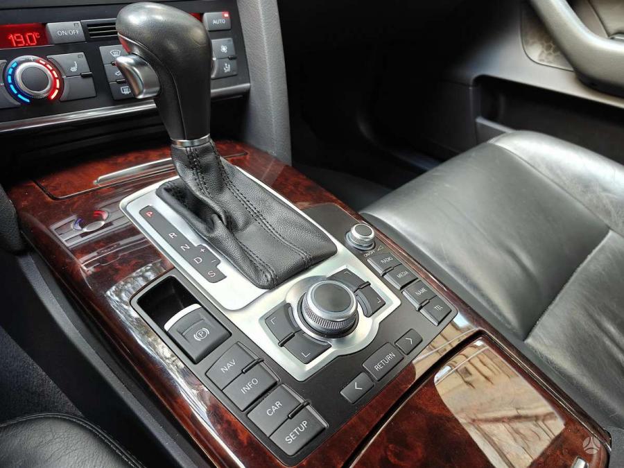 Melns Audi A6 2010 Viļņa, ar dzinēja tilpumu 2.77 L un nobraukumu 195 tūkst. km par 3750 €, foto 18 vietnē AUTOMOTO.COM.LV
