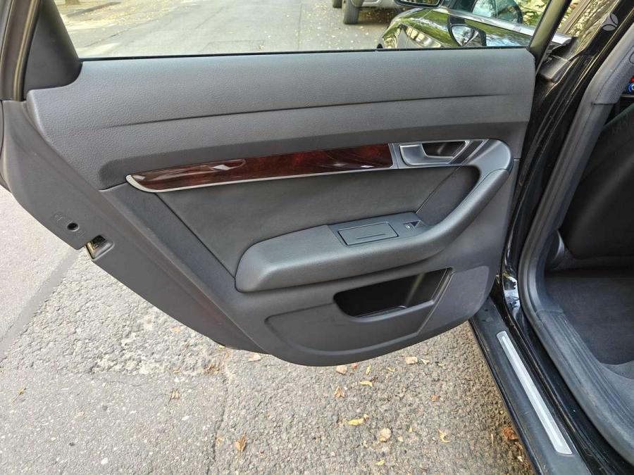 Melns Audi A6 2010 Viļņa, ar dzinēja tilpumu 2.77 L un nobraukumu 195 tūkst. km par 3750 €, foto 25 vietnē AUTOMOTO.COM.LV
