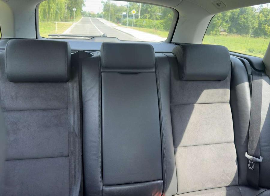 Black Audi A6 2010 in Kaunas, with an engine capacity of 1.97 L and mileage of 235 thousand km for 4950 €, photo 14 on AUTOMOTO.COM.LV