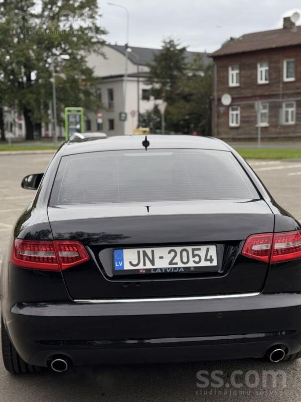 Black Audi A6 2010 in Riga, with an engine capacity of 2.80 L and mileage of 323 thousand km for 5500 €, photo 5 on AUTOMOTO.COM.LV
