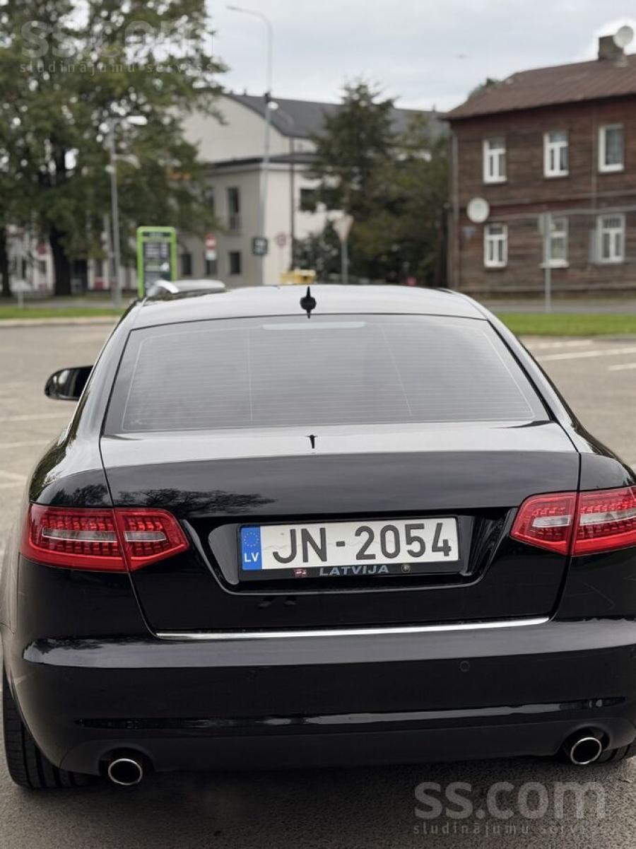 Black Audi A6 2010 in Riga, with an engine capacity of 2.80 L and mileage of 323 thousand km for 5500 €, photo 5 on AUTOMOTO.COM.LV