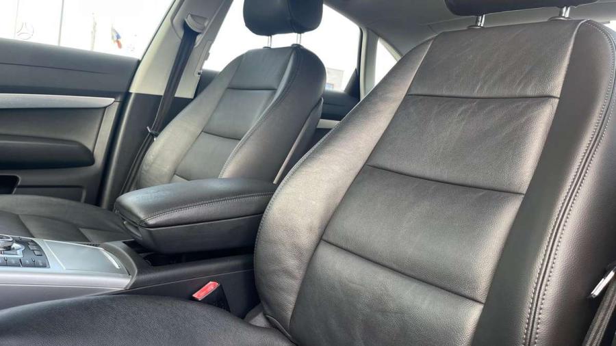 Melns Audi A6 2010 Marijampole, ar dzinēja tilpumu 1.97 L un nobraukumu 293 tūkst. km par 6390 €, foto 5 vietnē AUTOMOTO.COM.LV