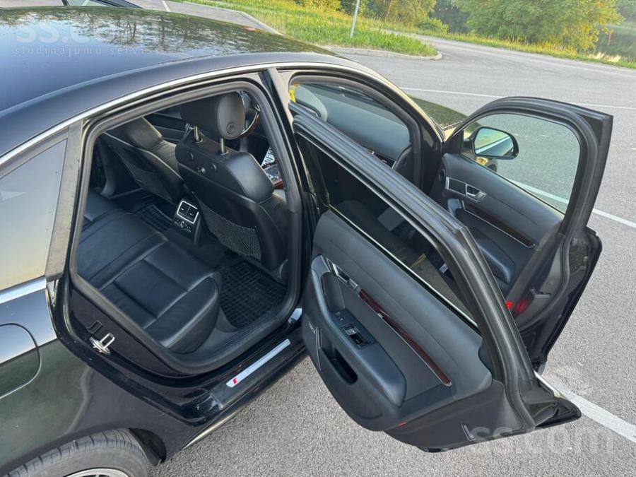 Melns Audi A6 2010 Saldus, ar dzinēja tilpumu 3.00 L un nobraukumu 417 tūkst. km par 6500 €, foto 7 vietnē AUTOMOTO.COM.LV