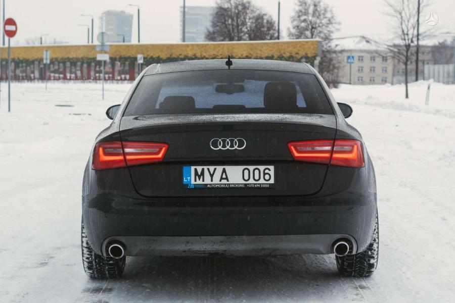 Black Audi A6 2011 in Vilnius, with an engine capacity of 2.97 L and mileage of 280 thousand km for 9300 €, photo 6 on AUTOMOTO.COM.LV