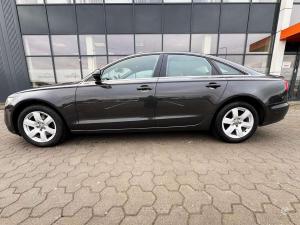 Melns Audi A6 2011 Viļņa, ar dzinēja tilpumu 1.97 L un nobraukumu 266 tūkst. km par 10500 €, foto 5 vietnē AUTOMOTO.COM.LV