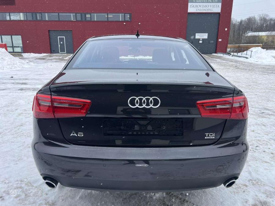 Black Audi A6 2011 in Kaunas, with an engine capacity of 2.97 L and mileage of 276 thousand km for 9999 €, photo 7 on AUTOMOTO.COM.LV