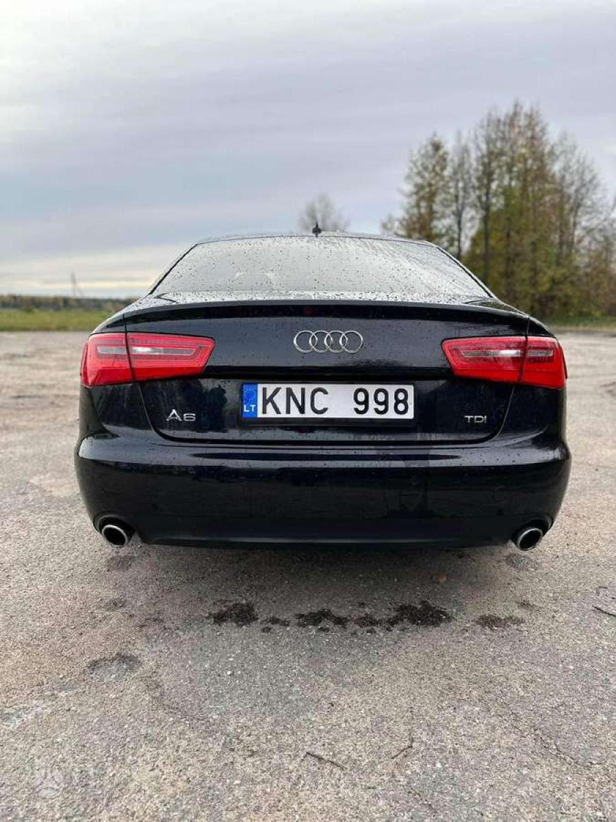 Melns Audi A6 2011 Širvintos, ar dzinēja tilpumu 2.97 L un nobraukumu 293 tūkst. km par 7000 €, foto 4 vietnē AUTOMOTO.COM.LV