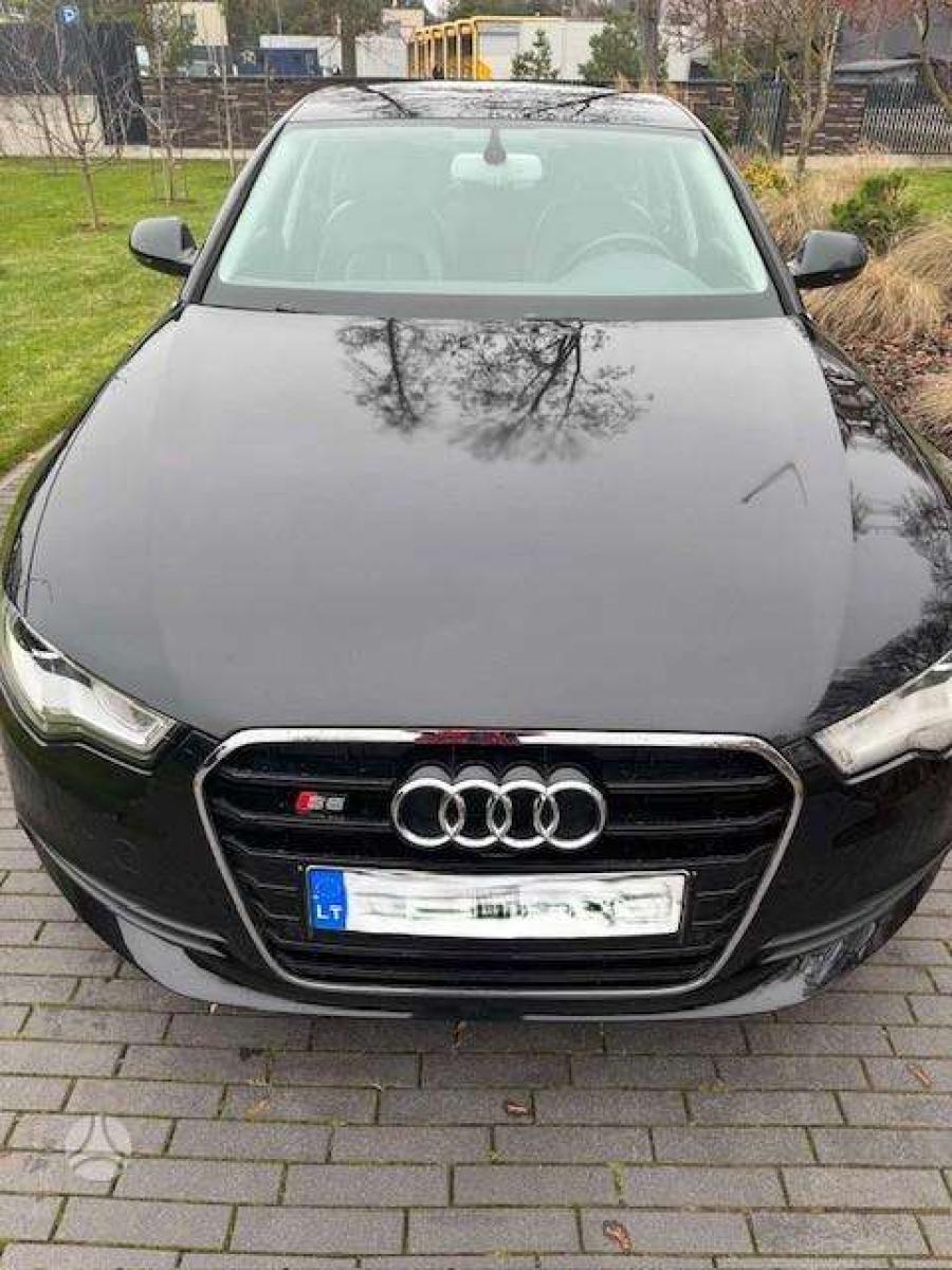 Black Audi A6 2011 in Vilnius, with an engine capacity of 2.97 L and mileage of 376 thousand km for 9000 €, photo 1 on AUTOMOTO.COM.LV
