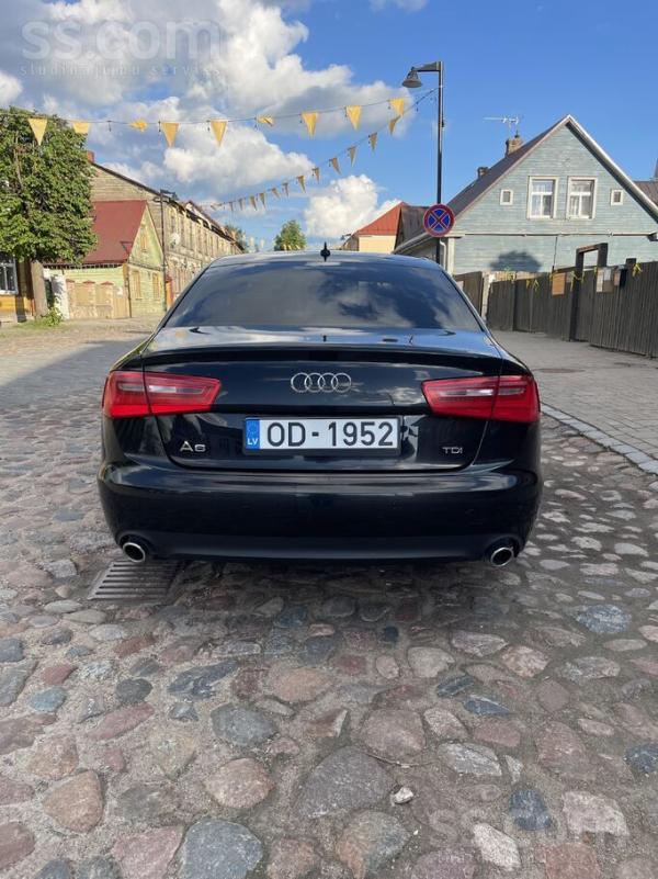 Black Audi A6 2011 in Jelgava, with an engine capacity of 3.00 L and mileage of 306 thousand km for 8300 €, photo 4 on AUTOMOTO.COM.LV