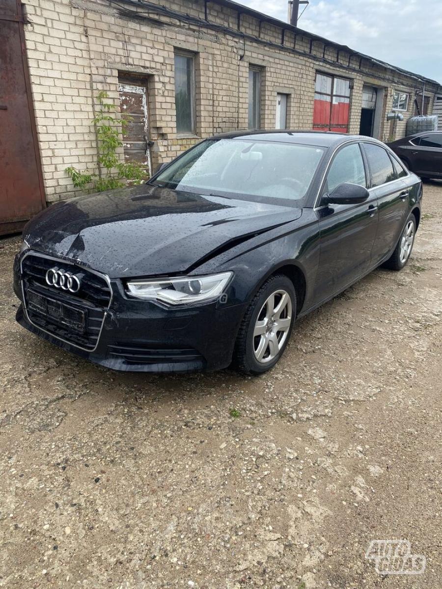 Black Audi A6 2011 in Panevezys, with an engine capacity of 3.00 L and mileage of 340 thousand km for 4590 €, photo 3 on AUTOMOTO.COM.LV