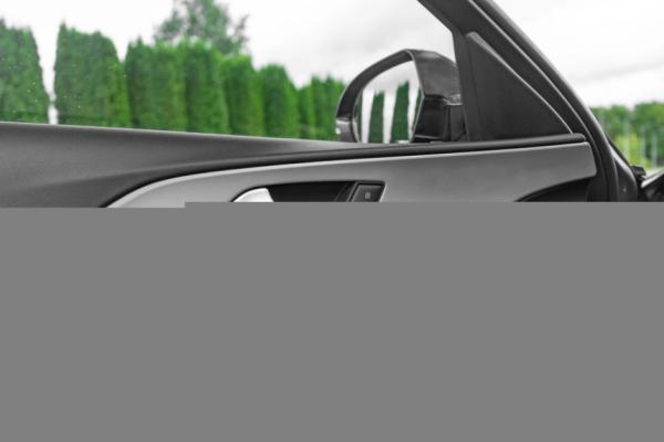 Melns Audi A6 2011 Rīga, ar dzinēja tilpumu 3.00 L un nobraukumu 367 tūkst. km par 8900 €, foto 2 vietnē AUTOMOTO.COM.LV