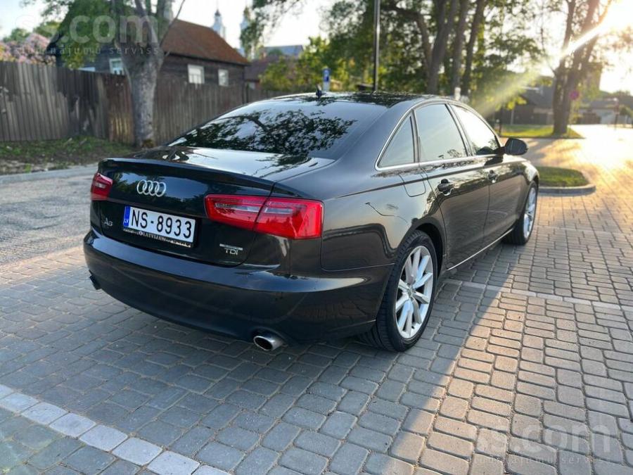 Black Audi A6 2011 in Ludza, with an engine capacity of 3.00 L and mileage of 279 thousand km for 9950 €, photo 4 on AUTOMOTO.COM.LV