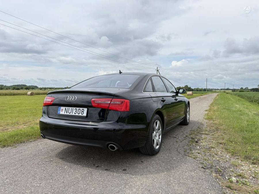 Black Audi A6 2011 in Marijampole, with an engine capacity of 2.97 L and mileage of 350 thousand km for 9400 €, photo 4 on AUTOMOTO.COM.LV