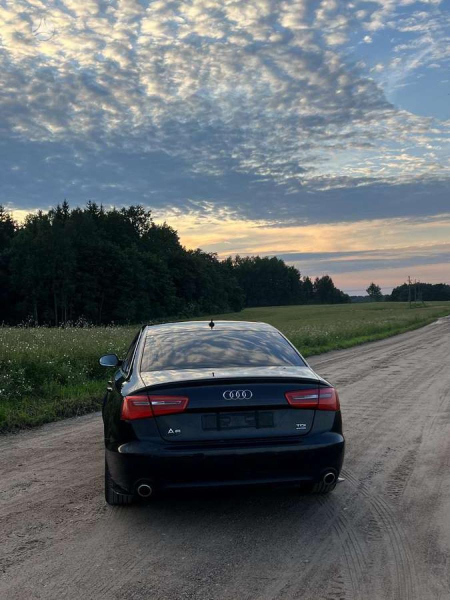 Melns Audi A6 2011 Viļņa, ar dzinēja tilpumu 2.97 L un nobraukumu 330 tūkst. km par 8500 €, foto 6 vietnē AUTOMOTO.COM.LV