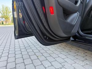 Black Audi A6 2011 in Jelgava, with an engine capacity of 3.00 L and mileage of 308 thousand km for 8500 €, photo 18 on AUTOMOTO.COM.LV