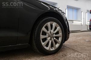 Black Audi A6 2011 in Riga, with an engine capacity of 2.80 L and mileage of 258 thousand km for 7250 €, photo 6 on AUTOMOTO.COM.LV