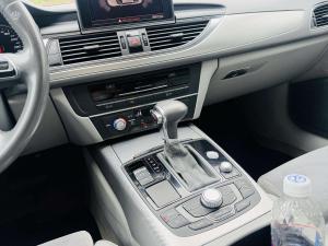 Melns Audi A6 2011 Viļņa, ar dzinēja tilpumu 2.97 L un nobraukumu 288 tūkst. km par 6600 €, foto 12 vietnē AUTOMOTO.COM.LV