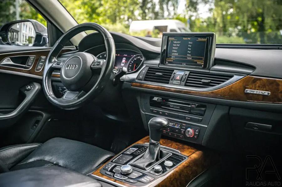 Black Audi A6 2011 in Riga, with an engine capacity of 3.00 L and mileage of 318 thousand km for 7990 €, photo 6 on AUTOMOTO.COM.LV