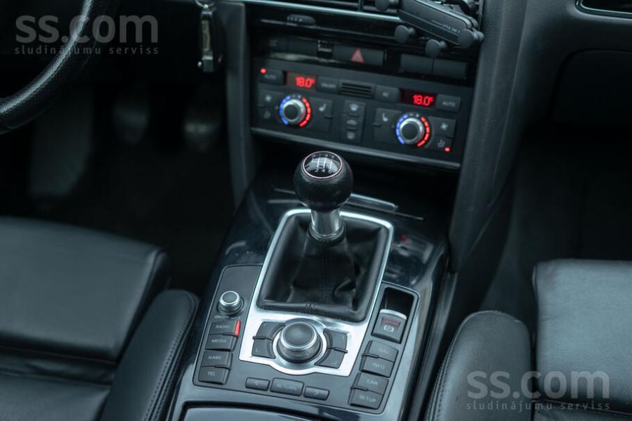 Black Audi A6 2011 in Liepaja, with an engine capacity of 2.00 L and mileage of 257 thousand km for 3500 €, photo 19 on AUTOMOTO.COM.LV