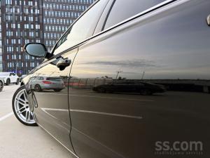 Black Audi A6 2011 in Riga, with an engine capacity of 2.00 L and mileage of 357 thousand km for 9750 €, photo 5 on AUTOMOTO.COM.LV