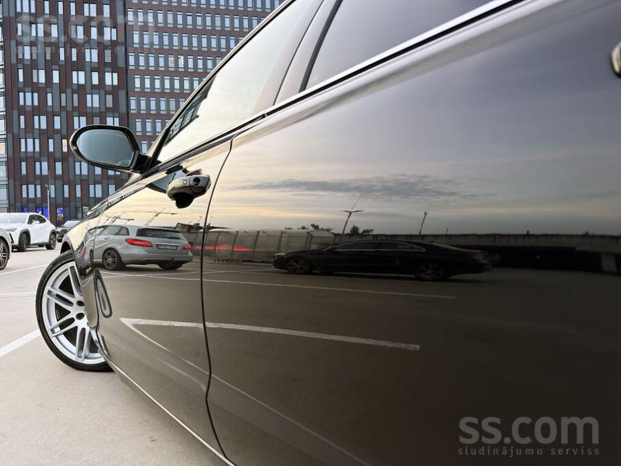 Black Audi A6 2011 in Riga, with an engine capacity of 2.00 L and mileage of 357 thousand km for 9750 €, photo 5 on AUTOMOTO.COM.LV