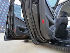 Black Audi A6 2011 in Riga, with an engine capacity of 2.00 L and mileage of 357 thousand km for 9750 €, photo 13 on AUTOMOTO.COM.LV