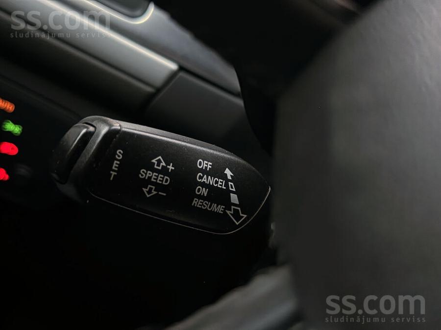 Black Audi A6 2011 in Riga, with an engine capacity of 2.00 L and mileage of 357 thousand km for 9750 €, photo 19 on AUTOMOTO.COM.LV