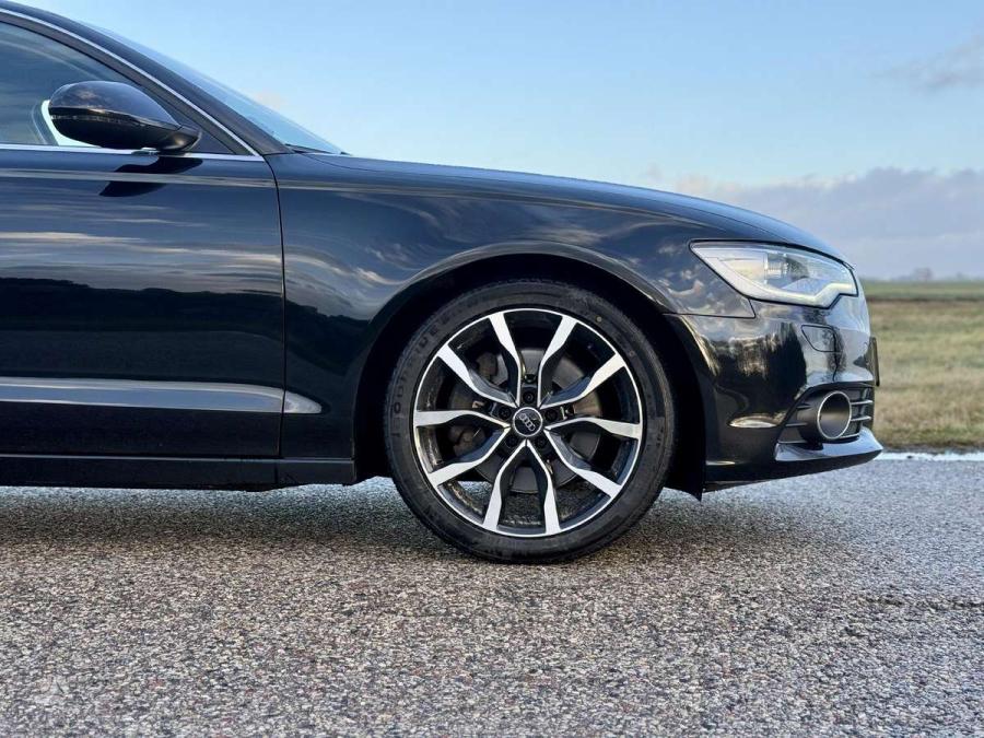 Black Audi A6 2012 in Vilkaviskis, with an engine capacity of 2.97 L and mileage of 281 thousand km for 12000 €, photo 7 on AUTOMOTO.COM.LV