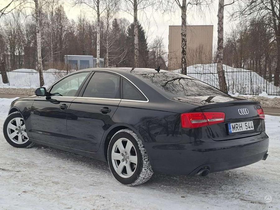 Black Audi A6 2012 in Silute, with an engine capacity of 2.77 L and mileage of 199 thousand km for 7400 €, photo 4 on AUTOMOTO.COM.LV