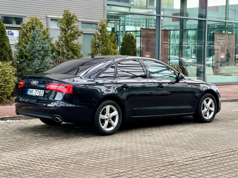 Black Audi A6 2012 in Riga, with an engine capacity of 3.00 L and mileage of 212 thousand km for 13200 €, photo 3 on AUTOMOTO.COM.LV