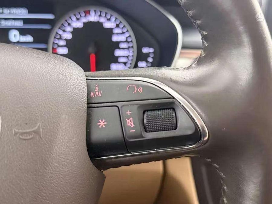 Melns Audi A6 2012 Viļņa, ar dzinēja tilpumu 2.77 L un nobraukumu 243 tūkst. km par 8000 €, foto 10 vietnē AUTOMOTO.COM.LV