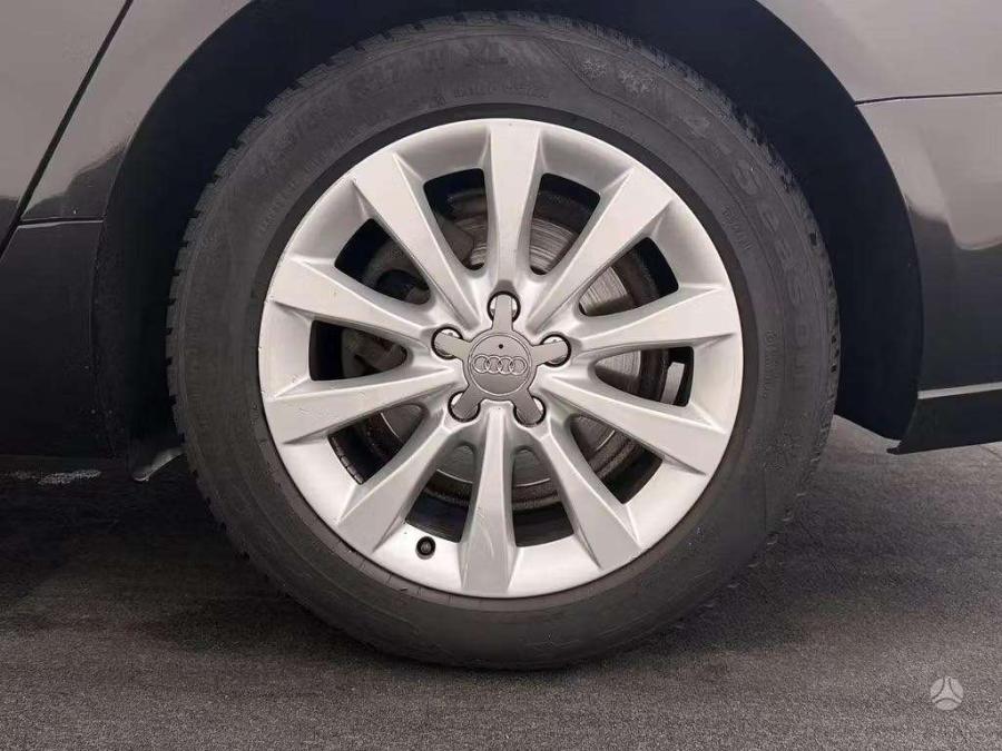 Melns Audi A6 2012 Viļņa, ar dzinēja tilpumu 2.77 L un nobraukumu 243 tūkst. km par 8000 €, foto 17 vietnē AUTOMOTO.COM.LV