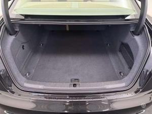 Melns Audi A6 2012 Viļņa, ar dzinēja tilpumu 2.77 L un nobraukumu 243 tūkst. km par 8000 €, foto 18 vietnē AUTOMOTO.COM.LV