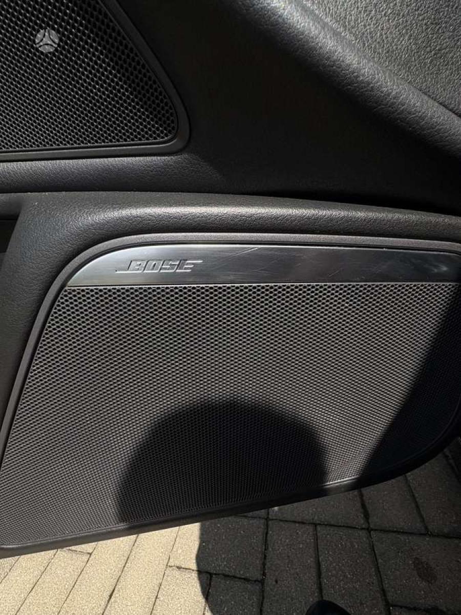 Black Audi A6 2012 in Kelme, with an engine capacity of 3.00 L and mileage of 286 thousand km for 9400 €, photo 17 on AUTOMOTO.COM.LV