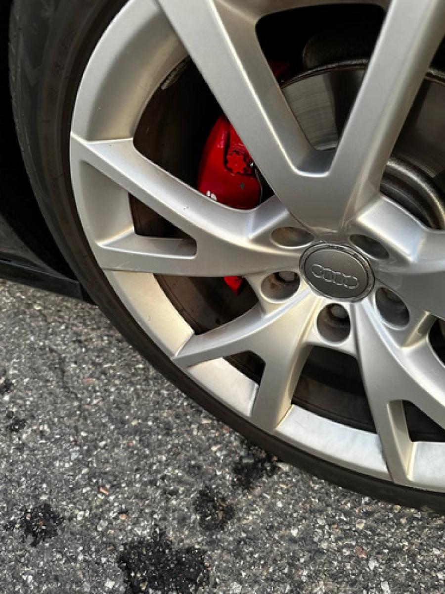 Melns Audi A6 2012 Tartu, ar dzinēja tilpumu 0.00 L un nobraukumu 285 tūkst. km par 10000 €, foto 10 vietnē AUTOMOTO.COM.LV