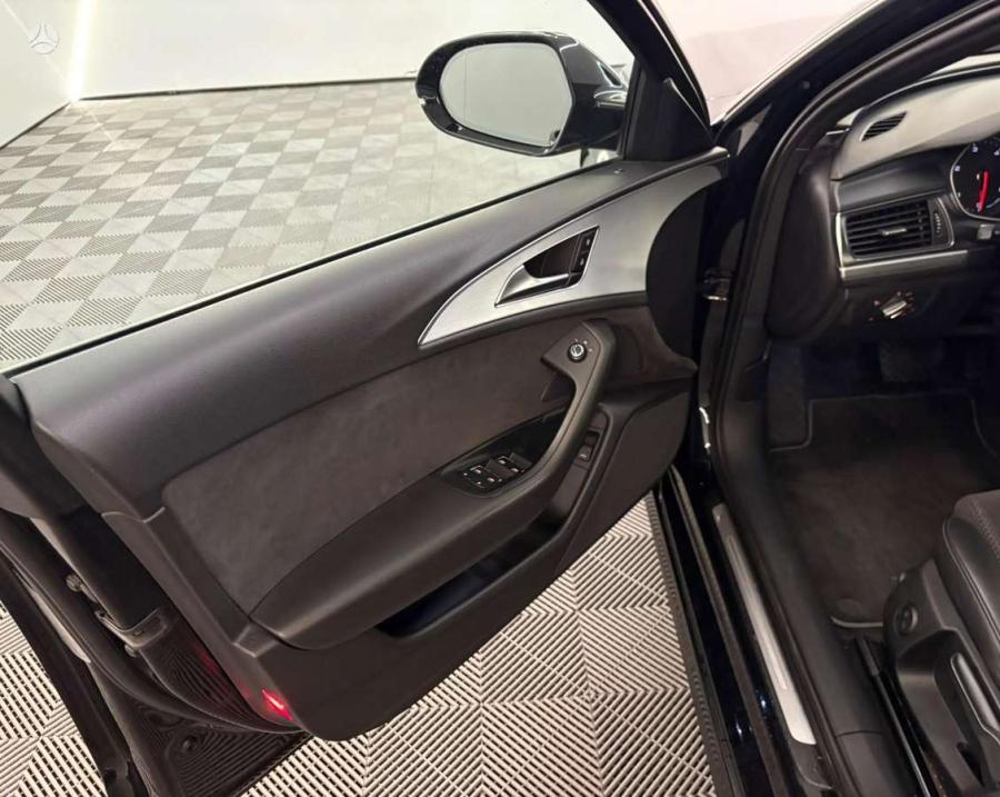 Black Audi A6 2012 in Marijampole, with an engine capacity of 2.97 L and mileage of 238 thousand km for 12999 €, photo 28 on AUTOMOTO.COM.LV