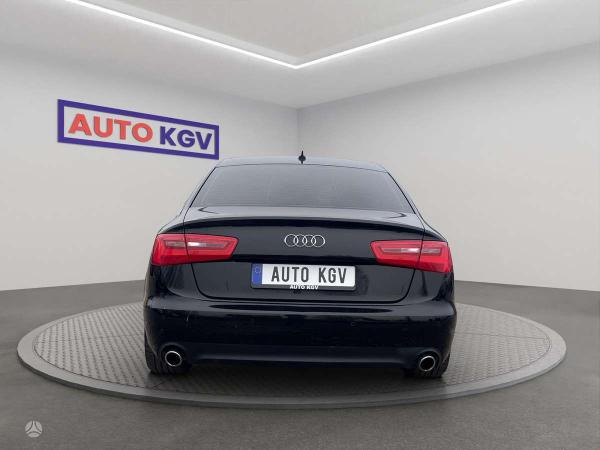 Black Audi A6 2012 in Vilnius, with an engine capacity of 3.00 L and mileage of 322 thousand km for 4999 €, photo 4 on AUTOMOTO.COM.LV