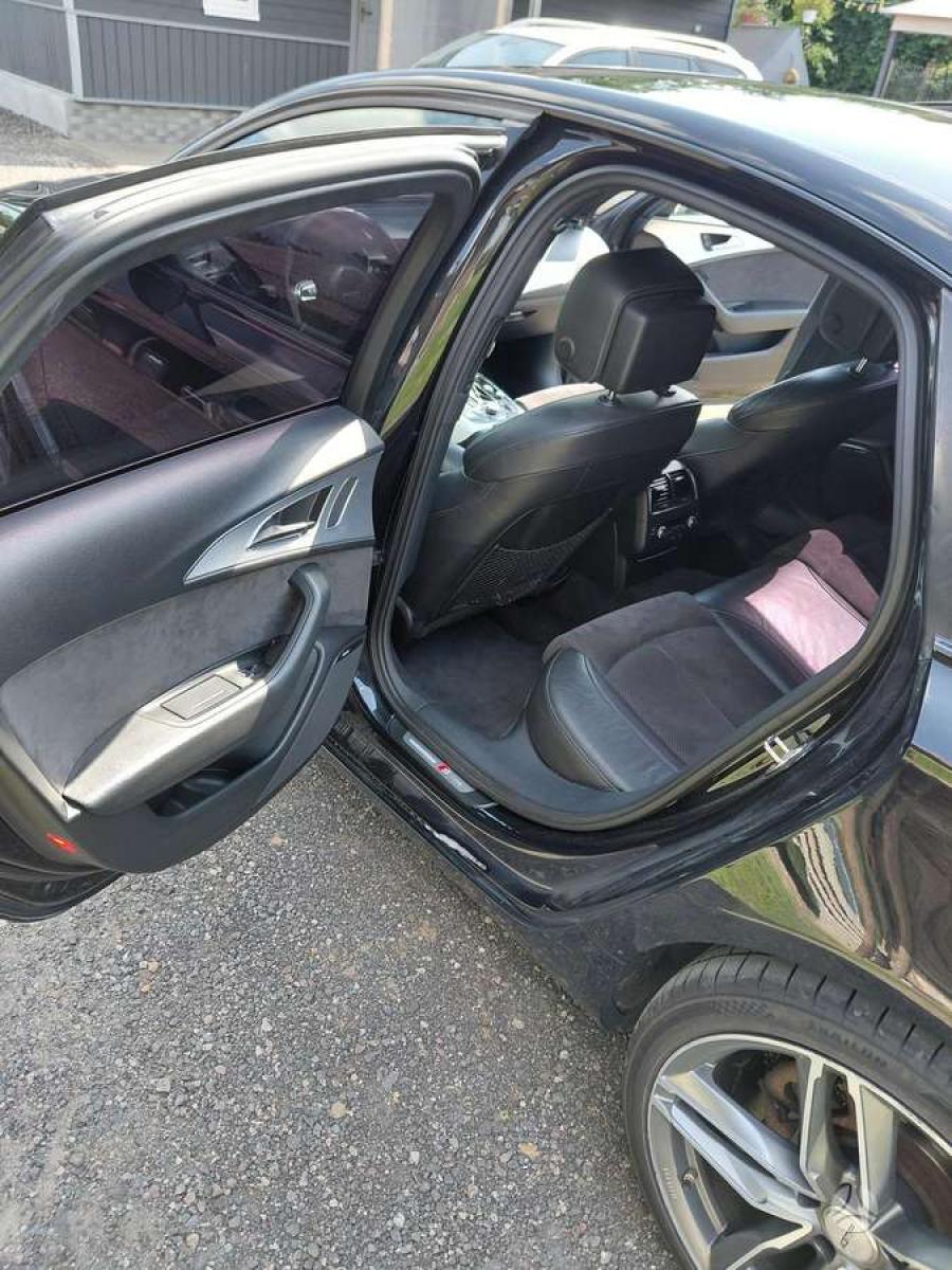 Black Audi A6 2012 in Vilnius, with an engine capacity of 2.97 L and mileage of 377 thousand km for 11500 €, photo 9 on AUTOMOTO.COM.LV