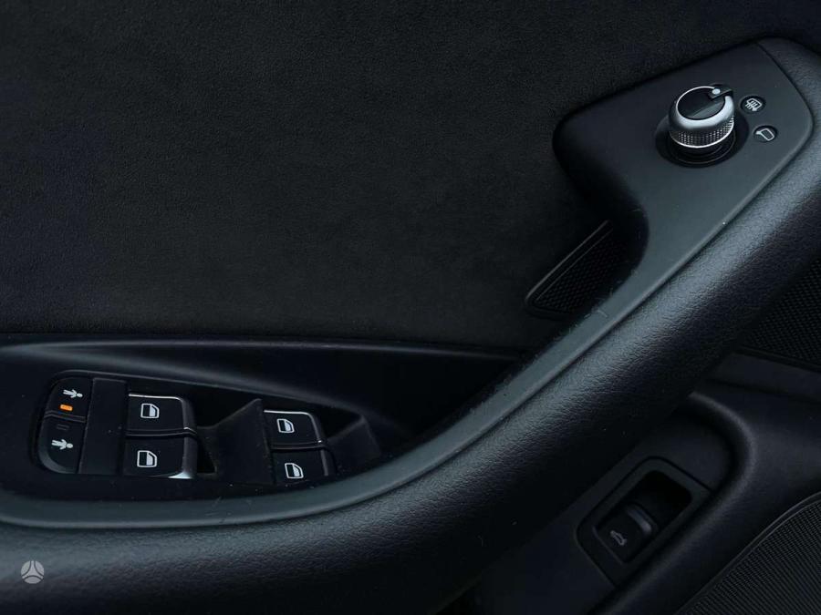 Черный Ауди А6 2012 в Вильнюс, объемом двигателя 3.00 л и пробегом 322 тыс. км за 4500 €, фото 14 на AUTOMOTO.COM.LV